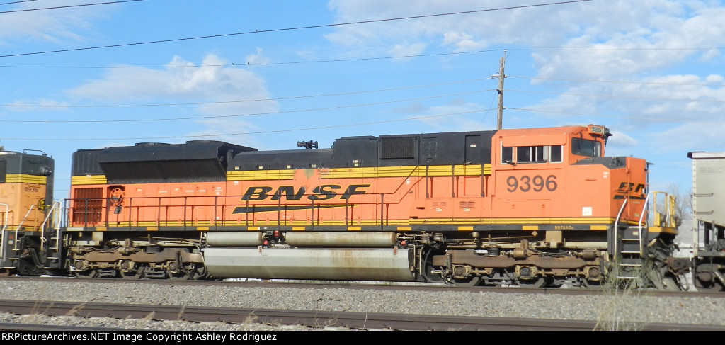 BNSF 9396